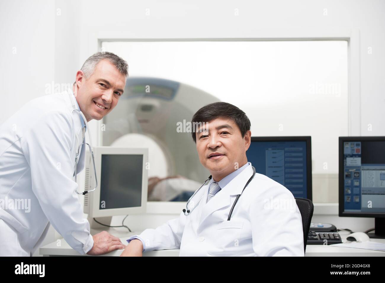 Doctors at work Stock Photo - Alamy
