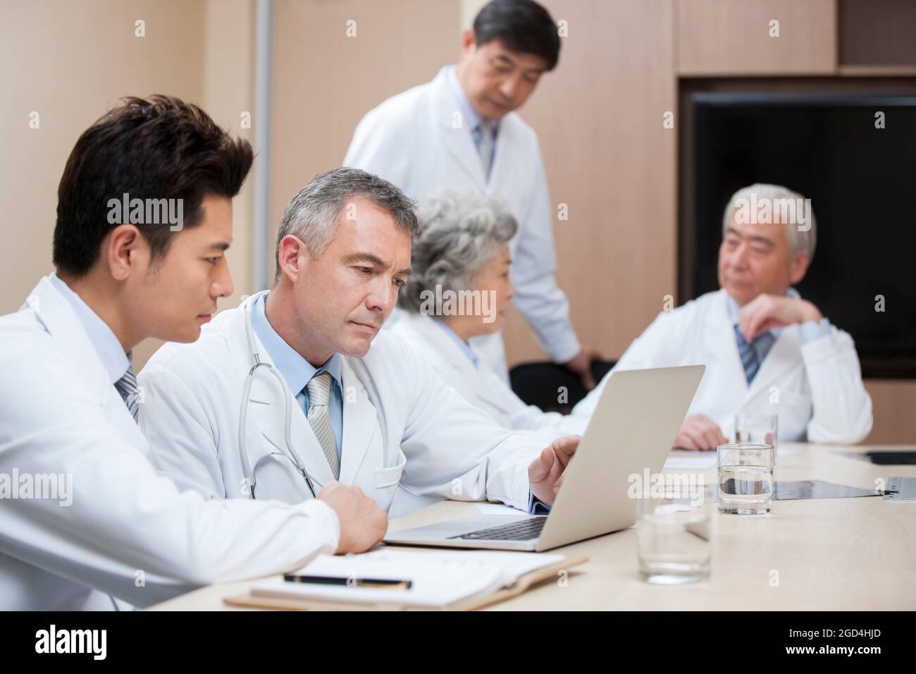 Medical experts holding a meeting Stock Photo - Alamy
