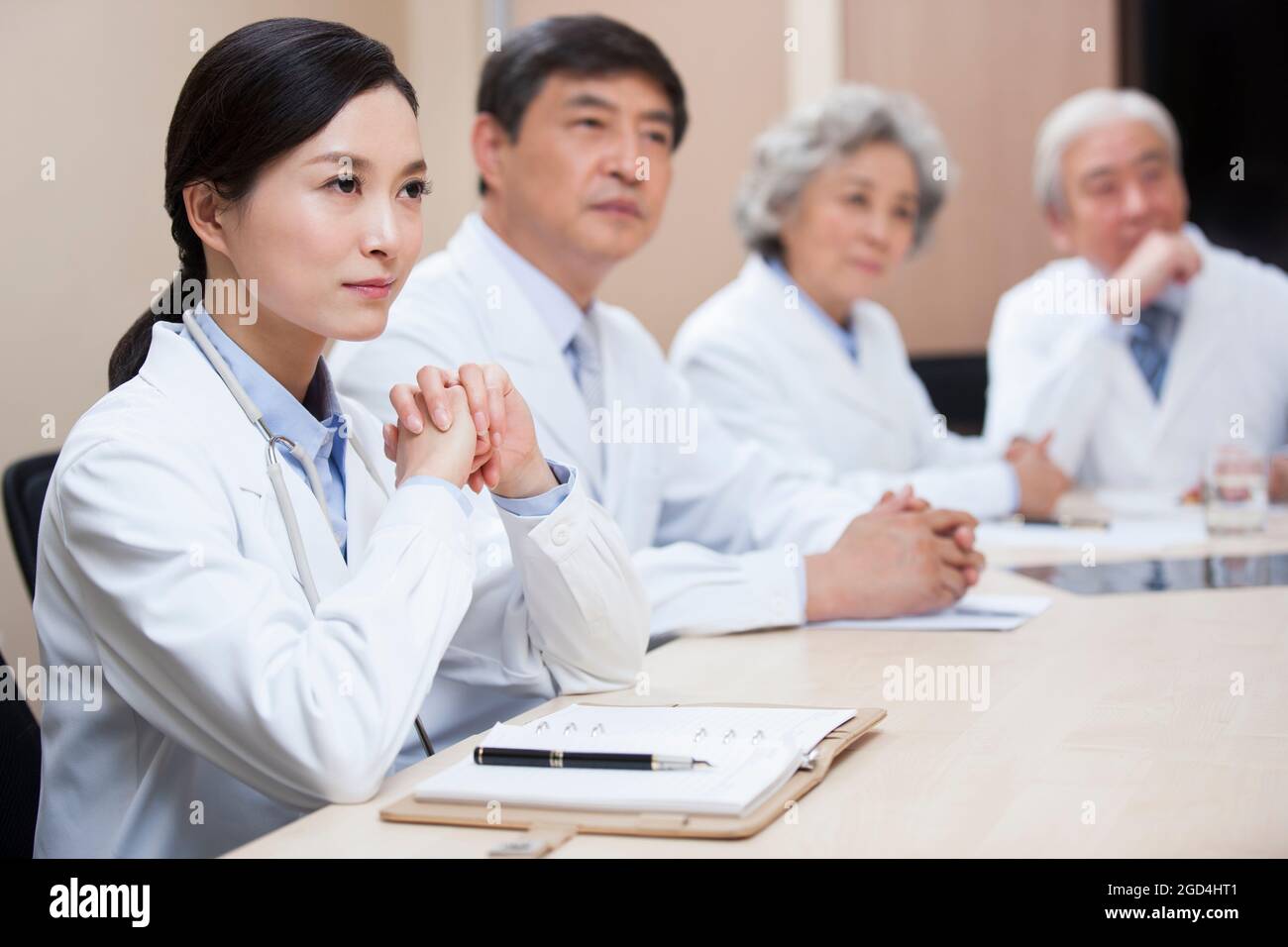 Medical experts holding a meeting Stock Photo - Alamy