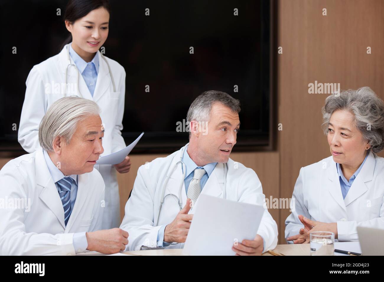 Medical experts holding a meeting Stock Photo - Alamy