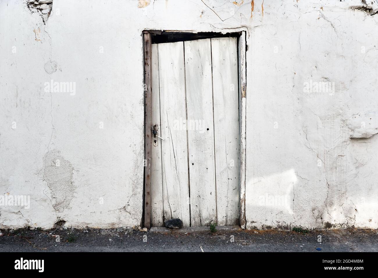 White slum hi-res stock photography and images - Alamy