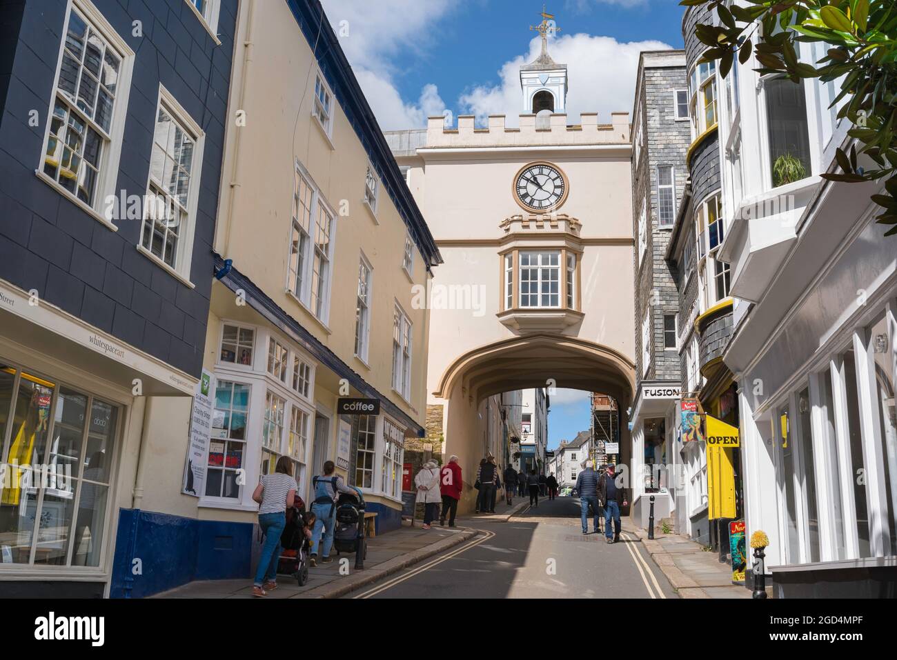 Totnes town centre south devon england uk hi-res stock photography and ...