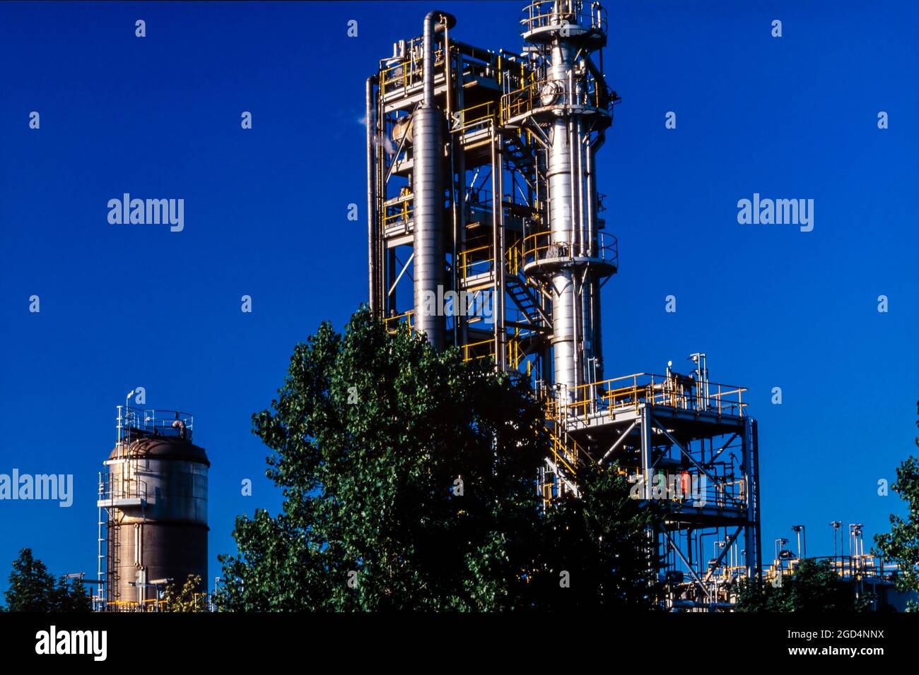 Petrol refinery middlesbrough hi-res stock photography and images - Alamy
