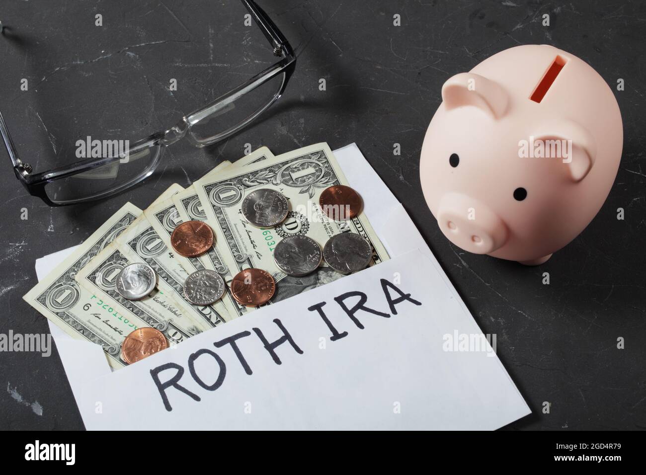 retirement concepts, retirement concept, piggy bank pig next to ...