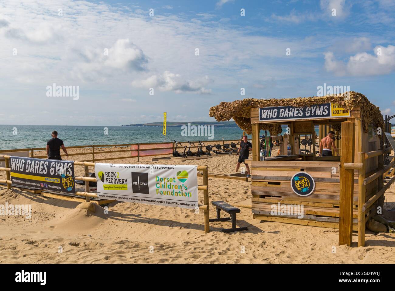 Poole, Dorset UK. 11th August 2021. UK weather: warm with hazy sunshine ...