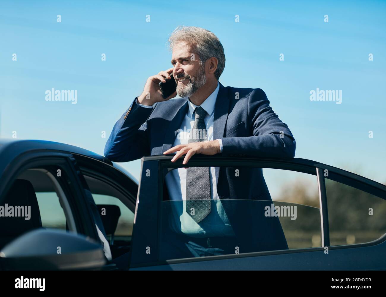 Vehicle automobile hi-res stock photography and images - Alamy