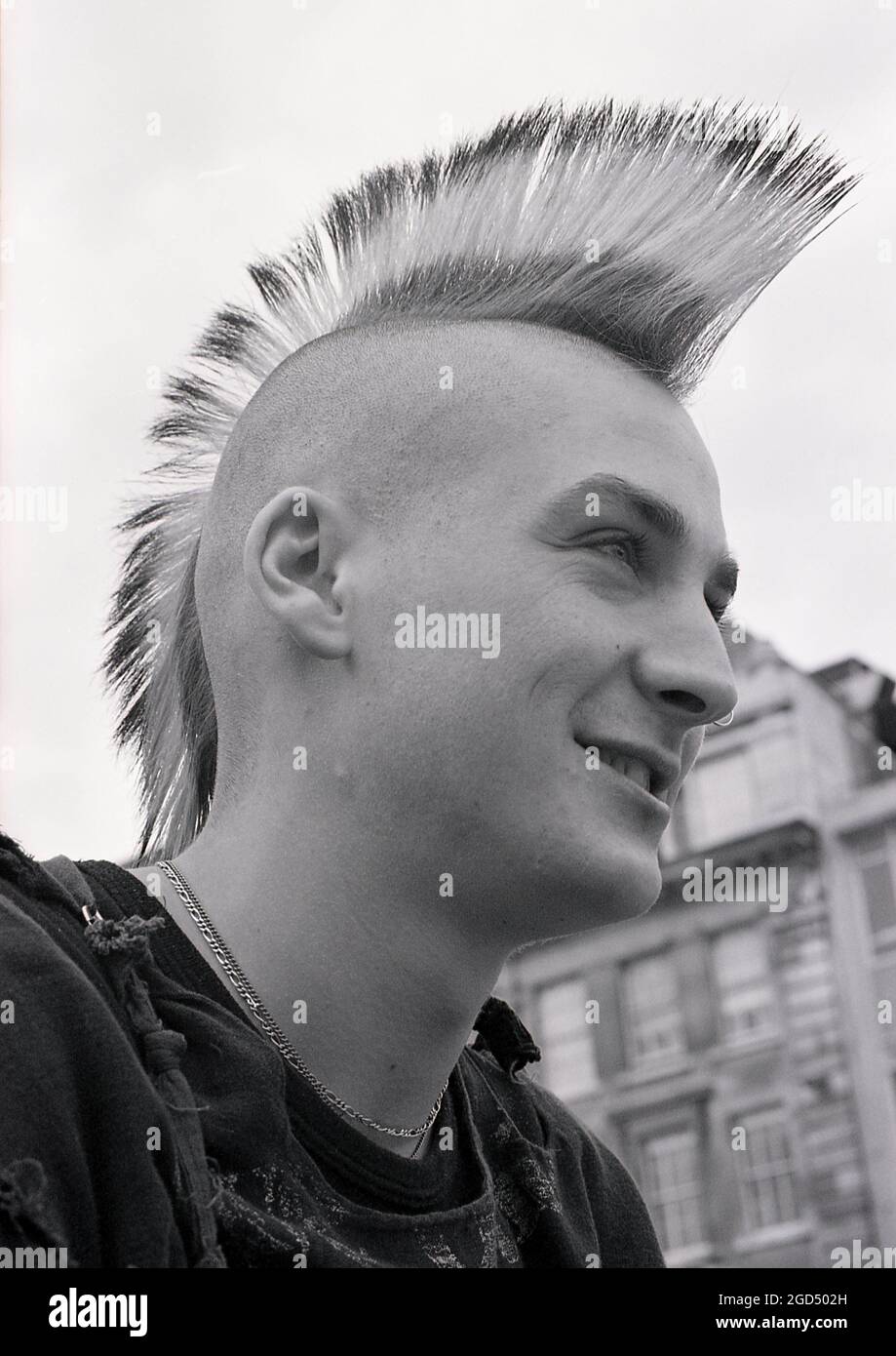Uk punk 1980s hi-res stock photography and images - Alamy