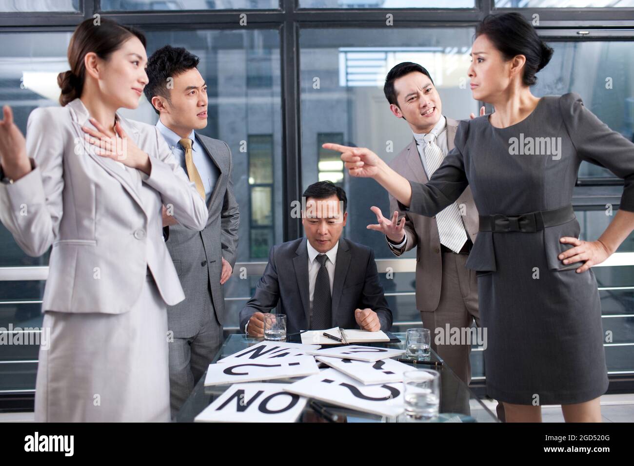 Business persons arguing Stock Photo - Alamy