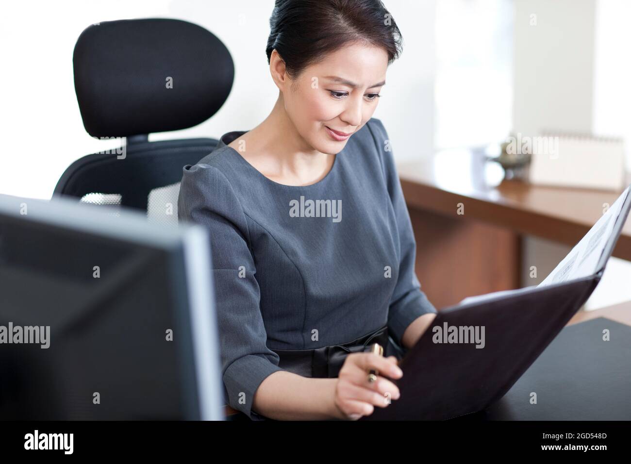 Indian office files hi-res stock photography and images - Alamy
