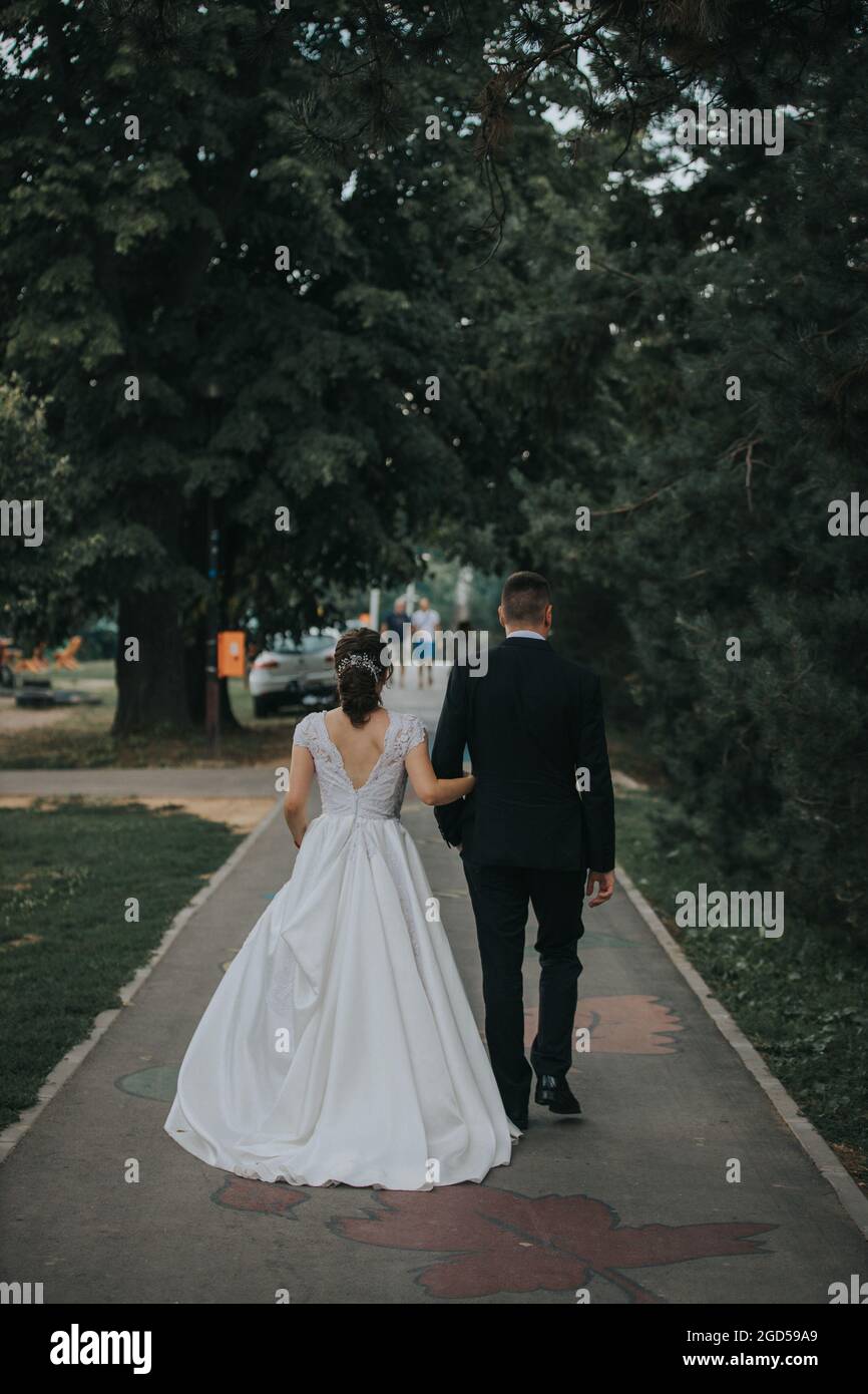 Bride and the groom during their wedding ceremony Stock Photo - Alamy