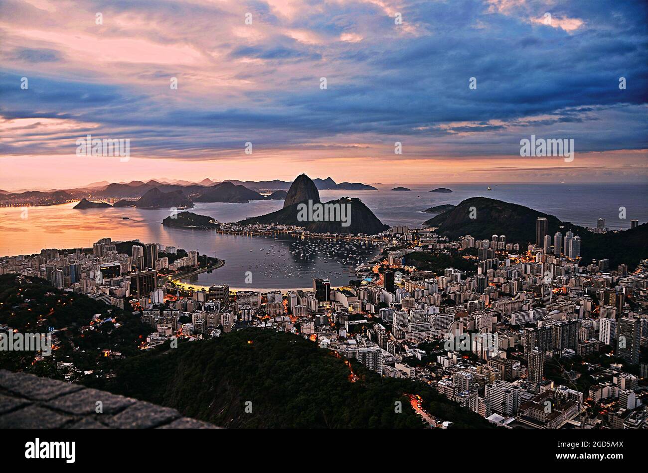 Dawn landscape with panoramic view of Botafogo, Guanabara Bay and ...