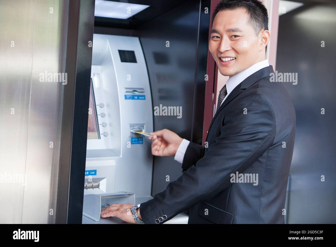 Businessman atm hi-res stock photography and images - Alamy