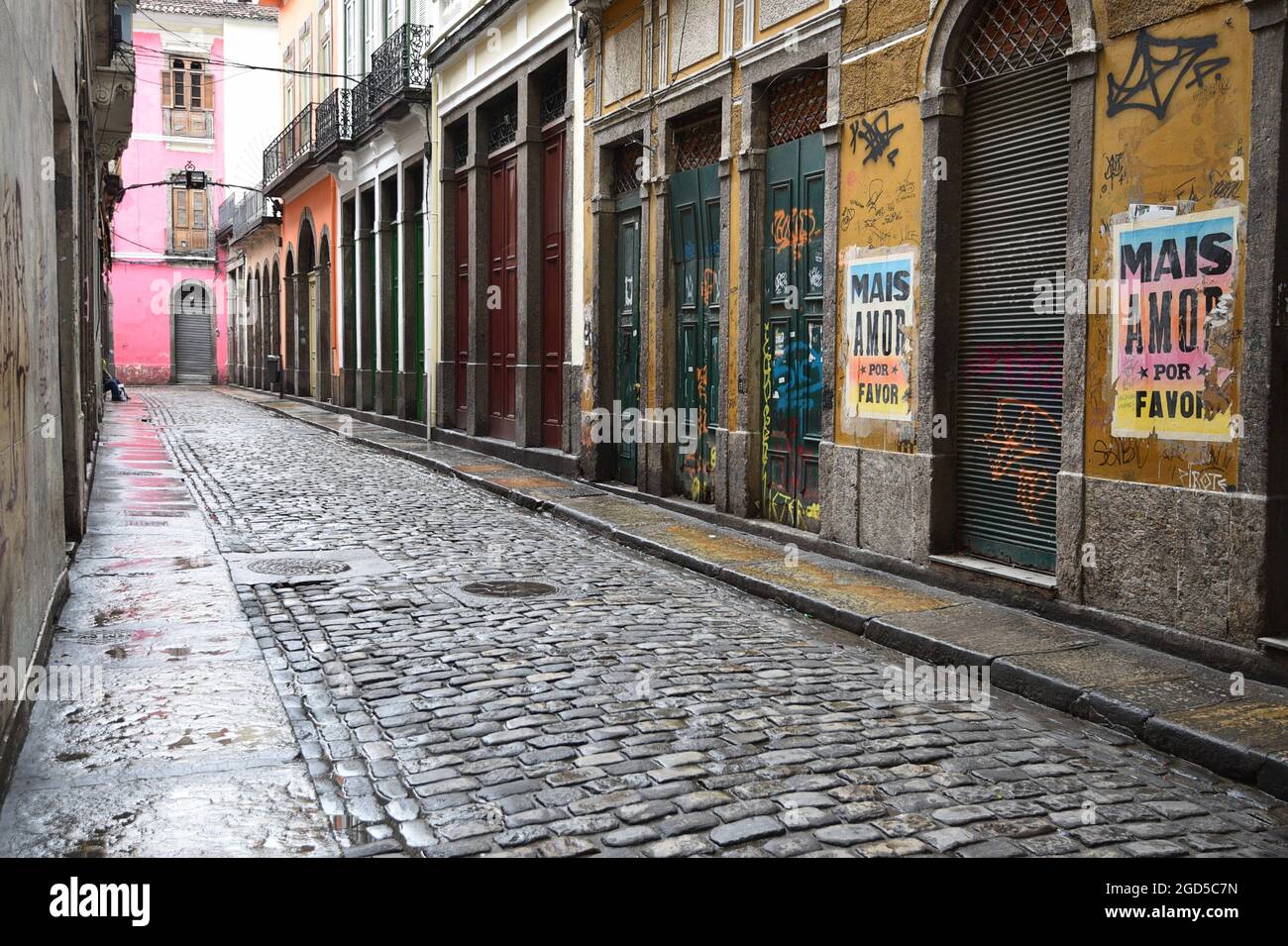 Old Colonial buildings on the cobblestone streets of Rio de Janeiro in ...