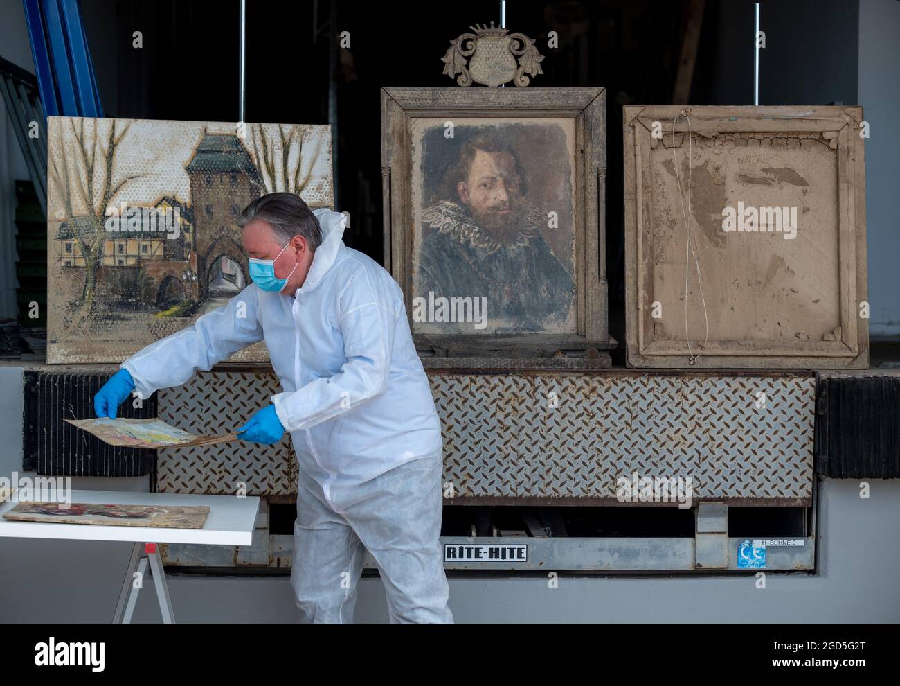 Trier museum painting hi-res stock photography and images - Alamy