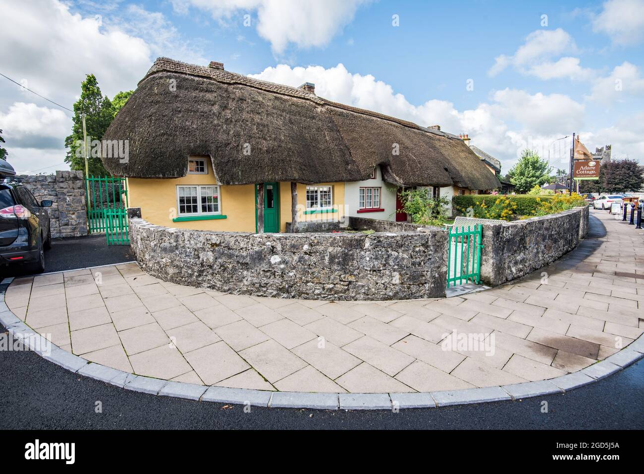 Towns and villages in limerick county hi-res stock photography and ...