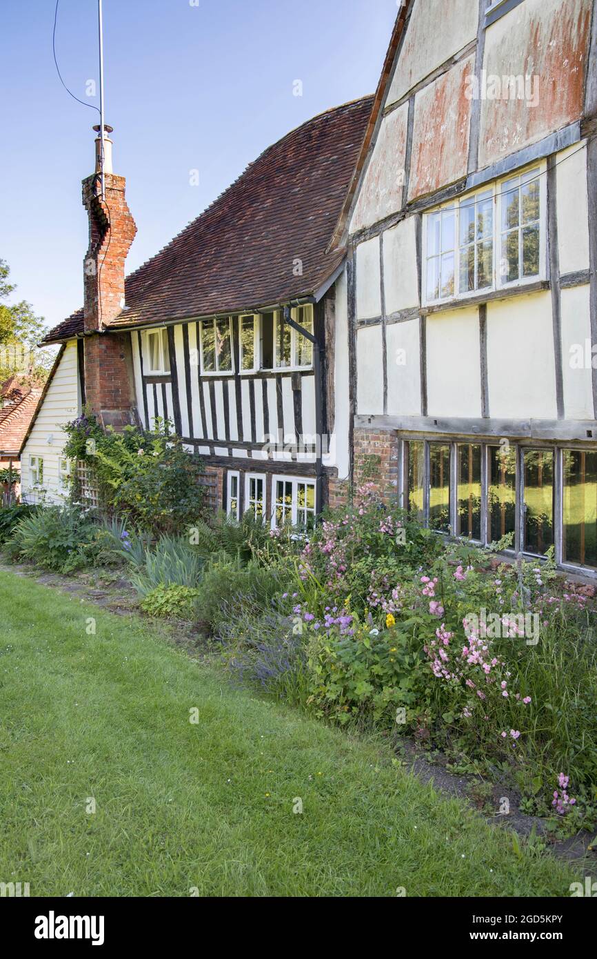 Smarden village kent england uk hi-res stock photography and images - Alamy