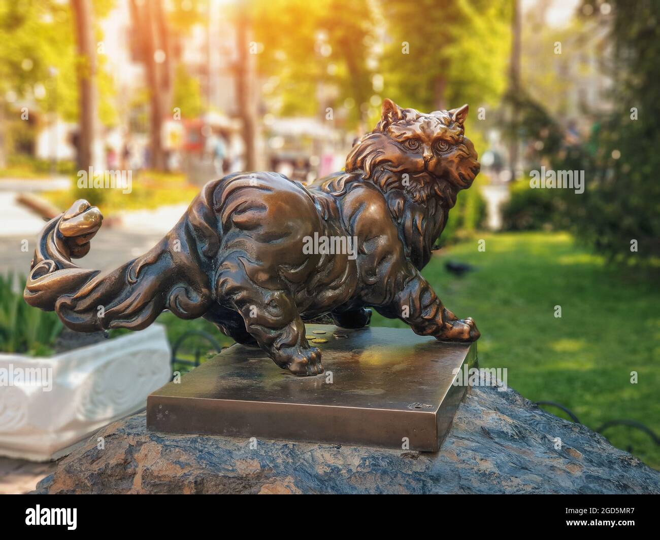 Beautiful famous bronze cat Pantyusha or Panteleimon monument near ...