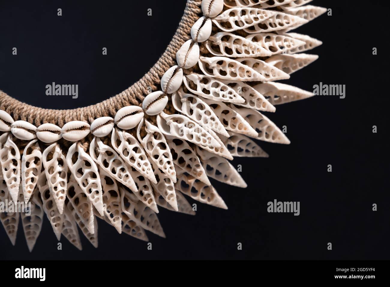 Shell gorget hi-res stock photography and images - Alamy