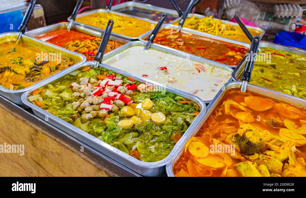 Various offers of Thai food and cuisine at Bangrak market on Koh Samui ...