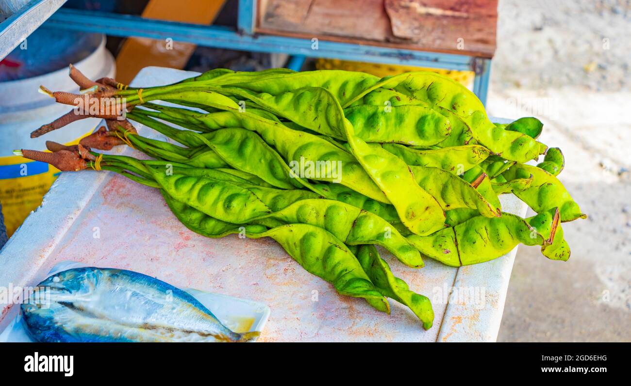 Various offers of Thai food and cuisine at Bangrak market on Koh Samui ...