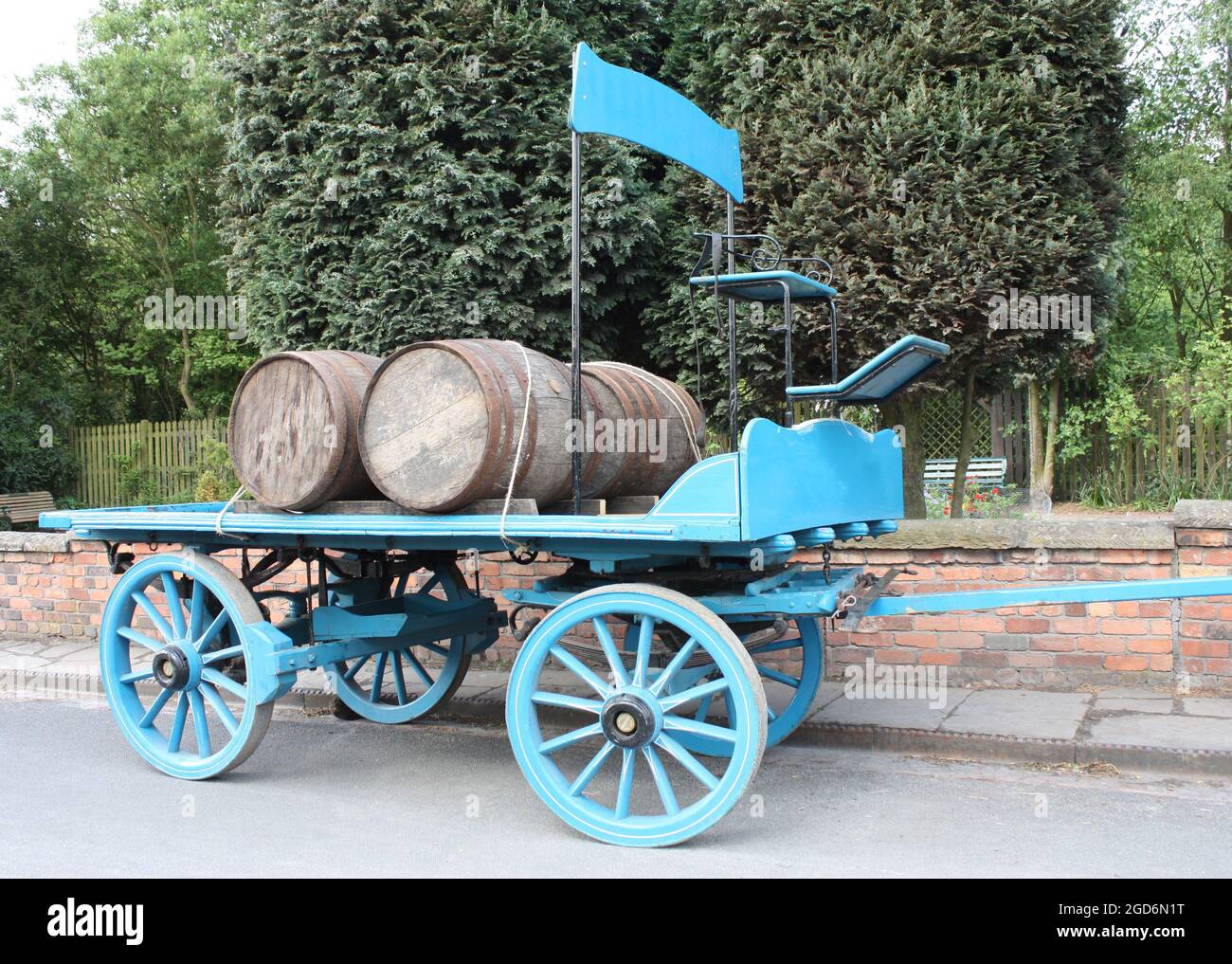 A Vintage Horse Drawn Brewery Delivery Cart Stock Photo - Alamy