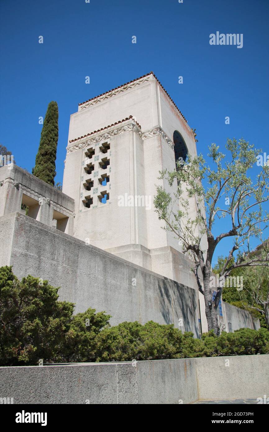 Avalon Canyon, Wrigley Memorial Catalina Island Conservancy's Botanical ...