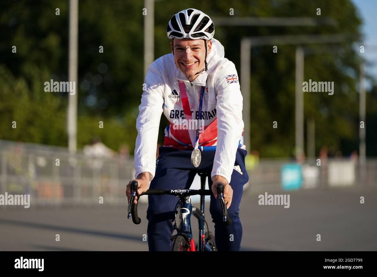 Cyclist Ethan Hayter at a homecoming party at Herne Hill velodrome in ...