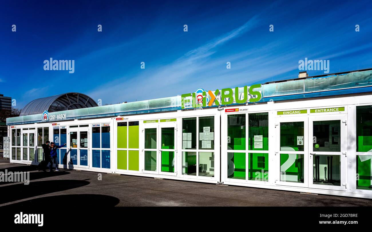 Eingang bus hi-res stock photography and images - Alamy