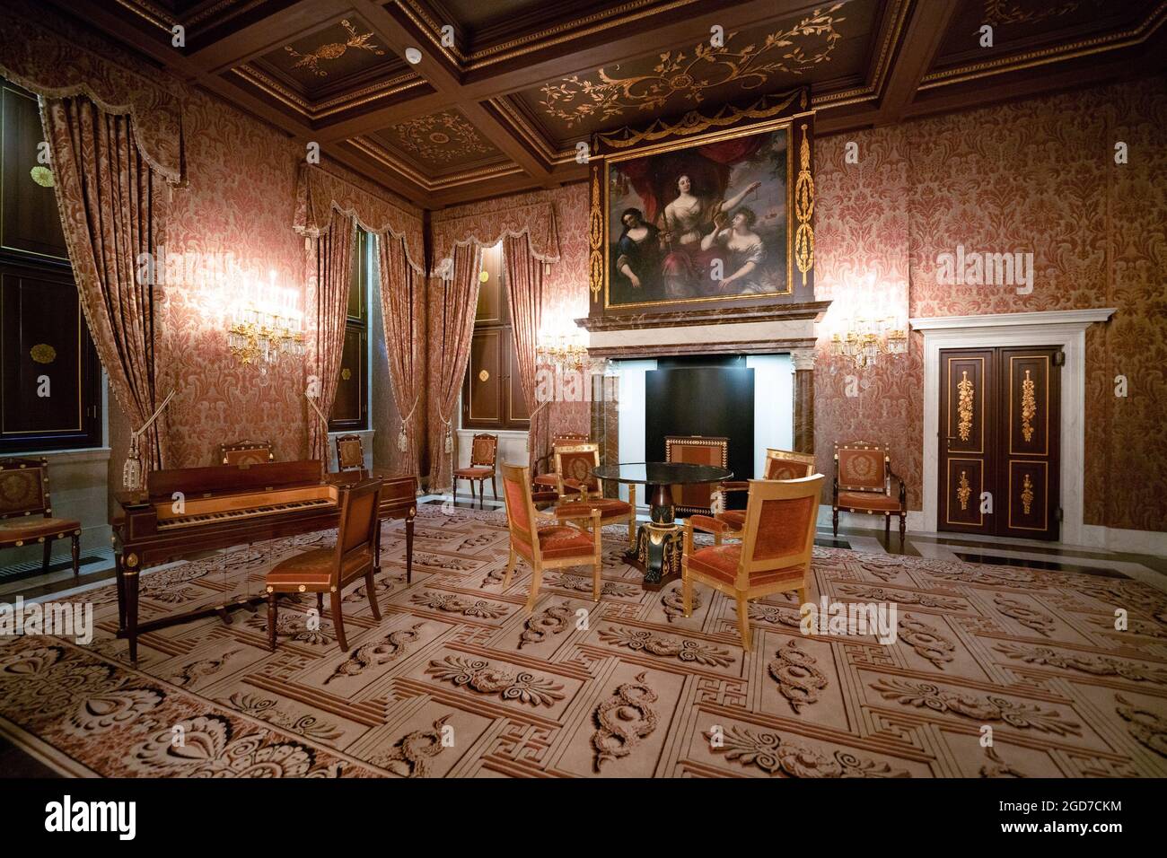 Dutch classicist architectural style hi-res stock photography and ...