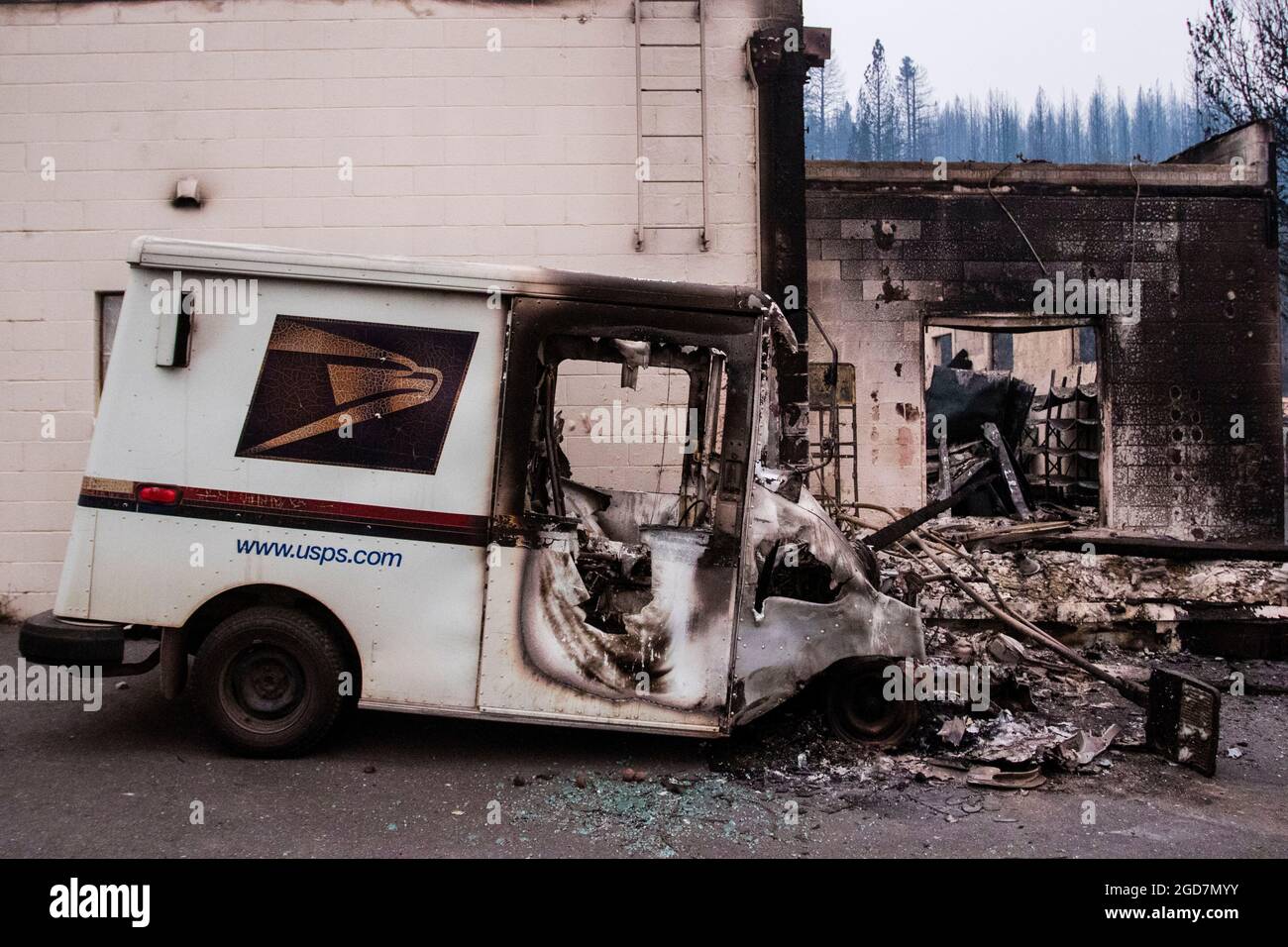 Post office truck fire hi-res stock photography and images - Alamy