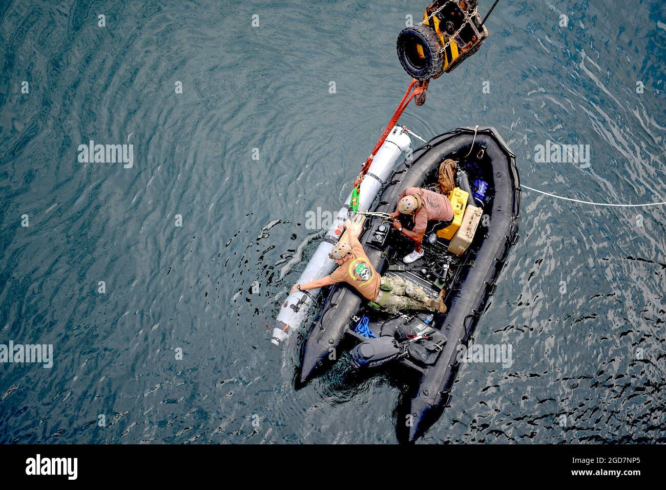 Unmanned underwater vehicle hi-res stock photography and images - Alamy