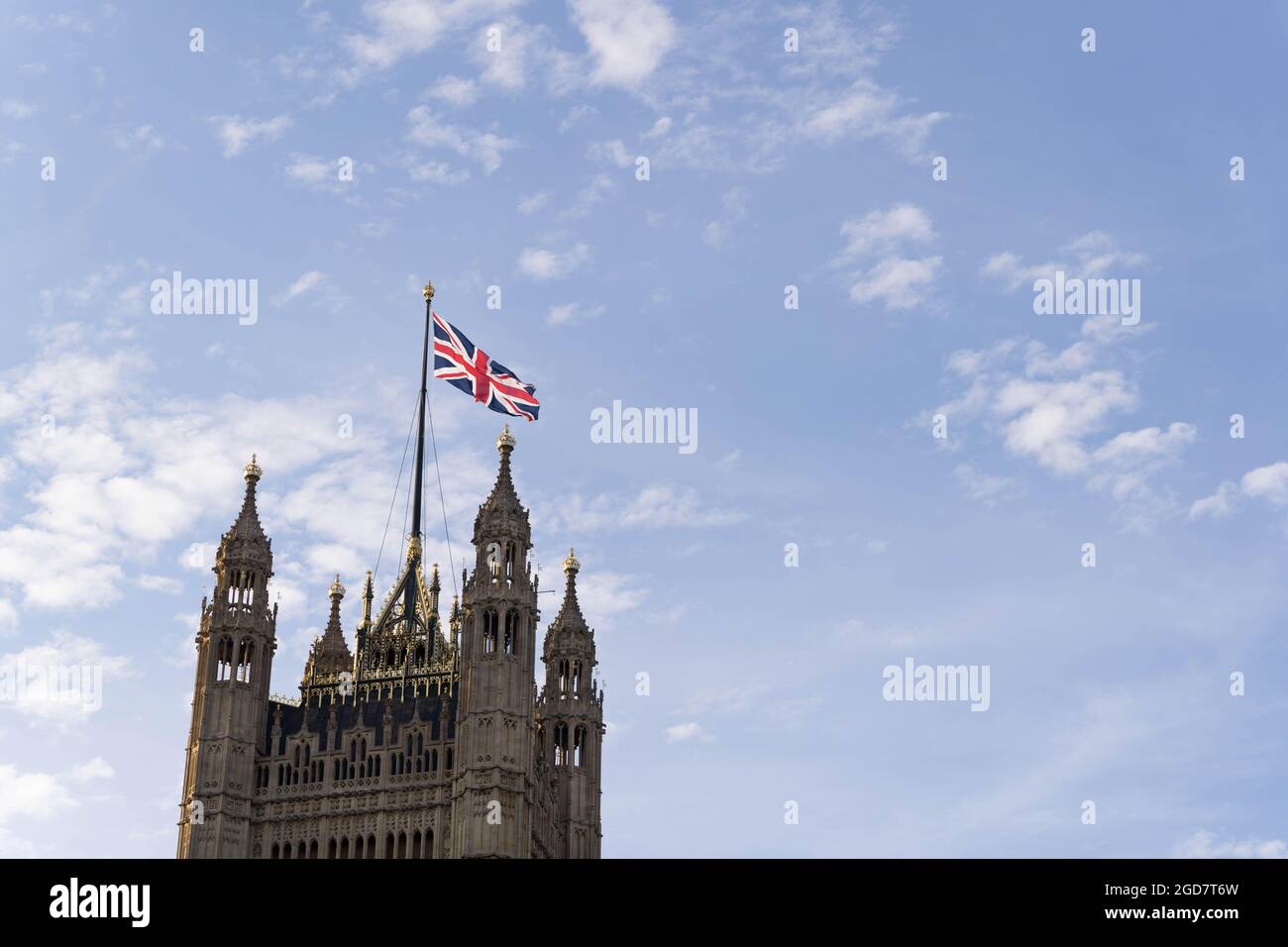 Union flag flying on top of parliament house in London England Stock ...