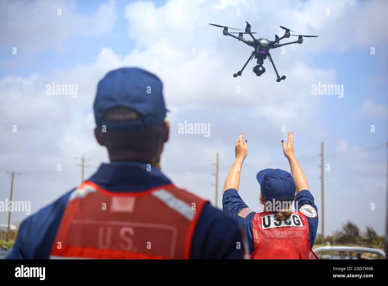 Coast guard national strike force hi-res stock photography and images ...
