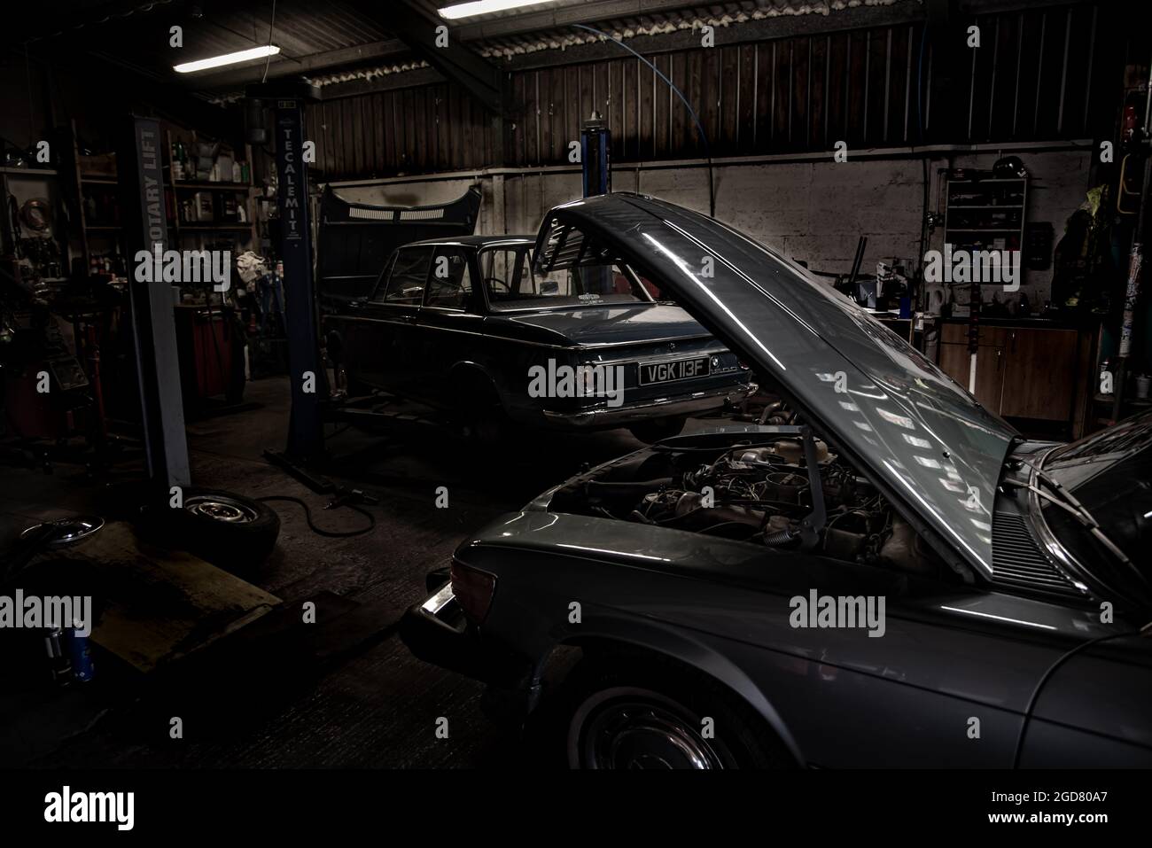 Restoration workshop museum cars hi-res stock photography and images ...