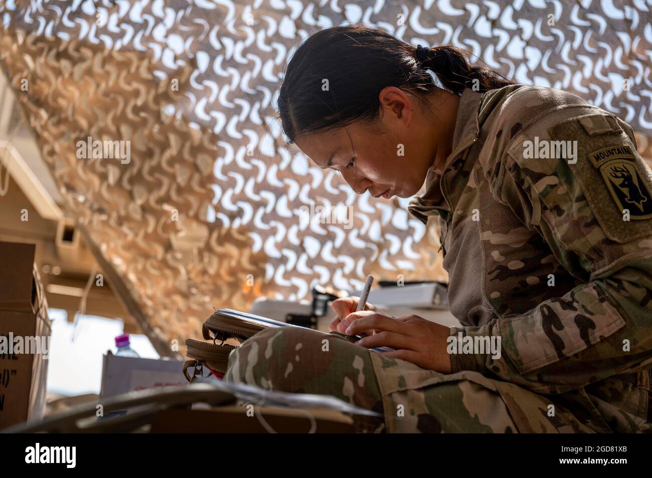 French navy uniform hi-res stock photography and images - Alamy