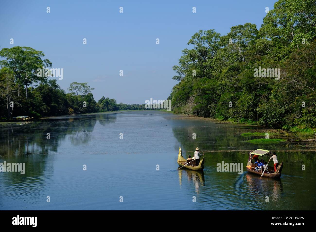 Cambodia Krong Siem Reap Angkor Wat - Canal system at Victory Gate ...