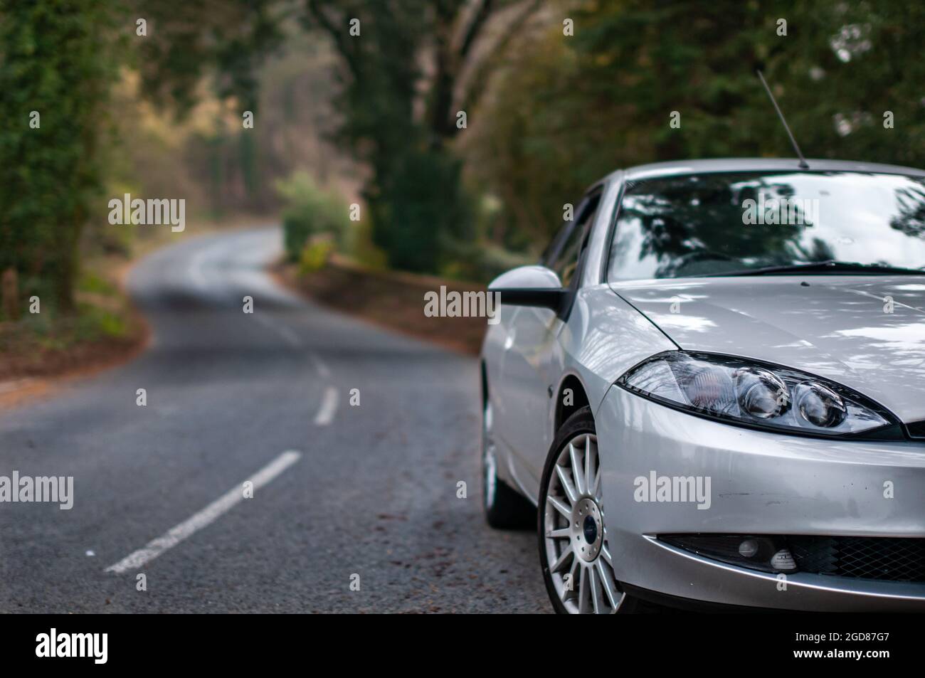 Car parked up hi-res stock photography and images - Alamy