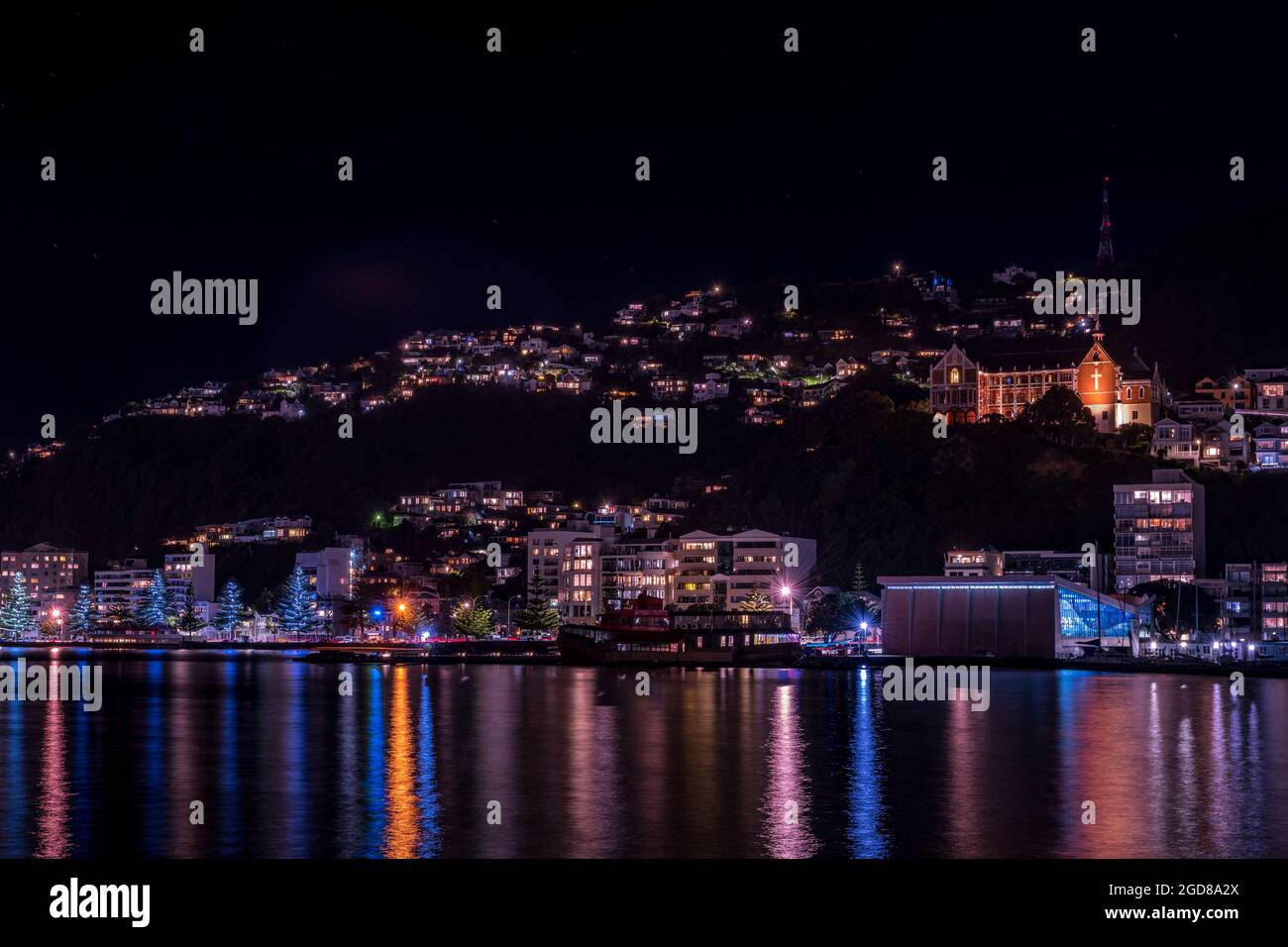 Port nicholson hi-res stock photography and images - Alamy