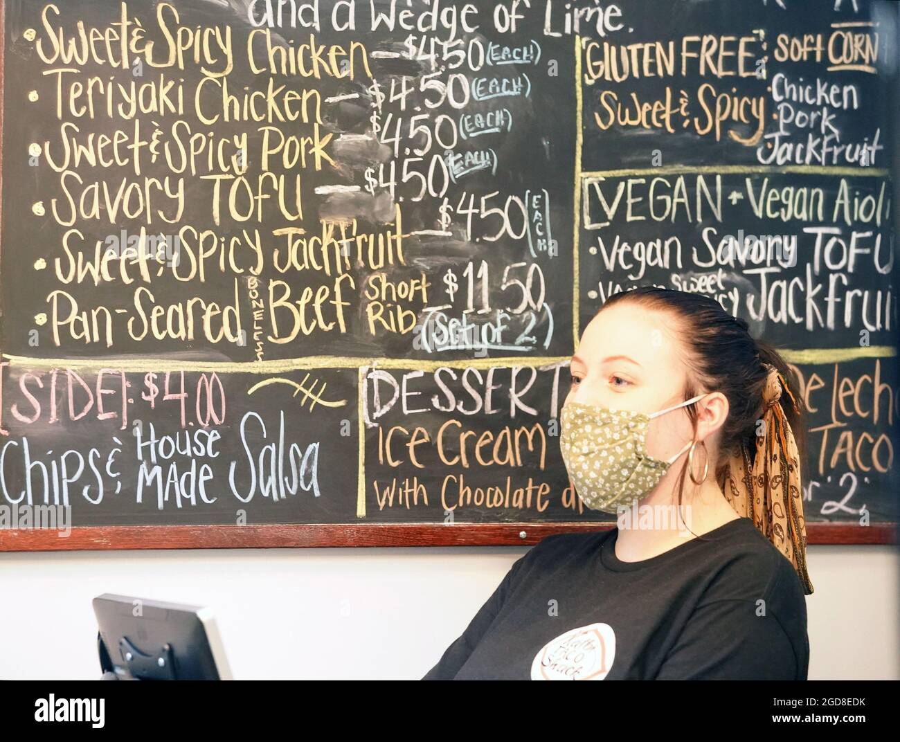 Taco shack hi-res stock photography and images - Alamy