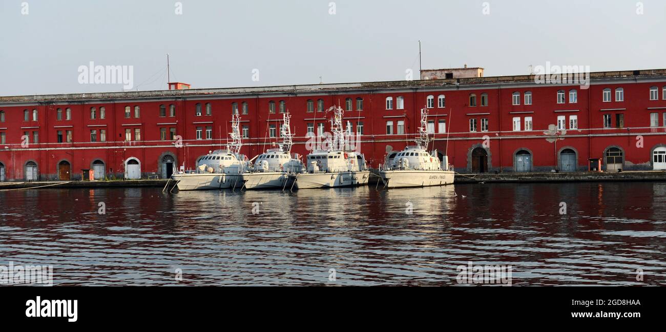 Base militar marina hi-res stock photography and images - Alamy