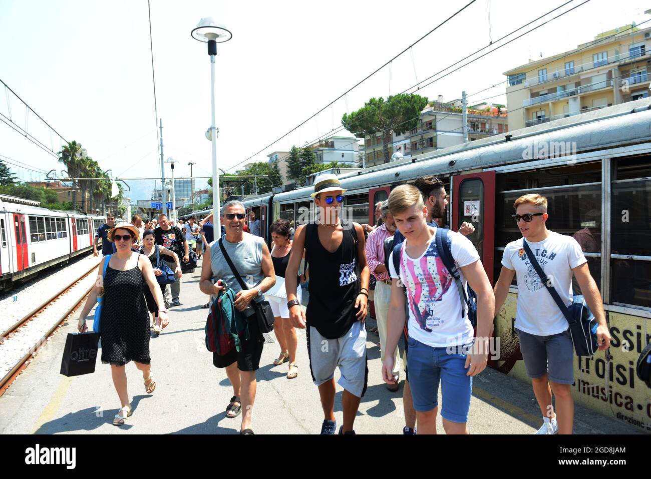 Circumvesuviana train naples hi-res stock photography and images - Alamy