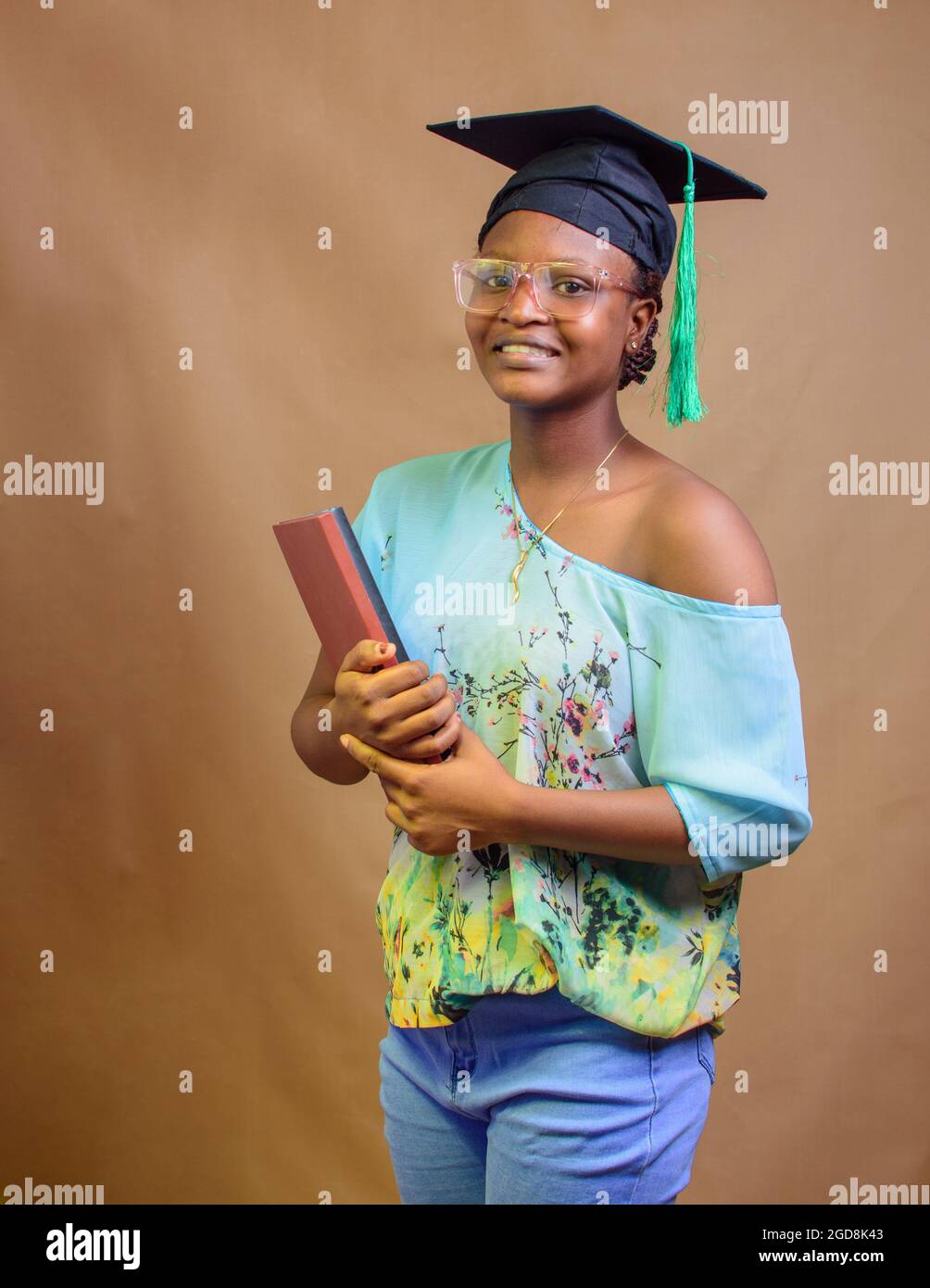 Celebrating graduation africa hi-res stock photography and images - Alamy