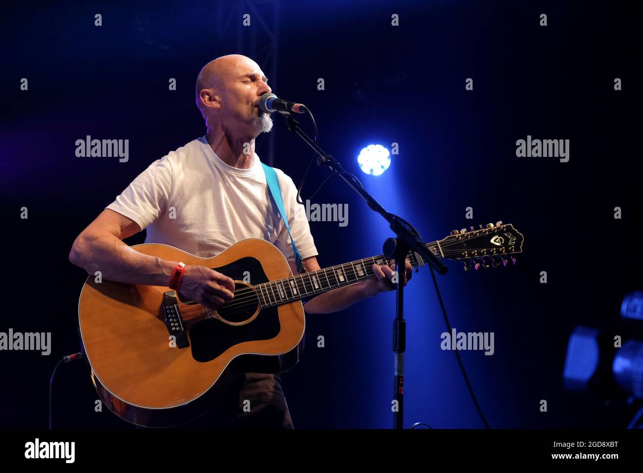 Dave hull denholm musician hi-res stock photography and images - Alamy