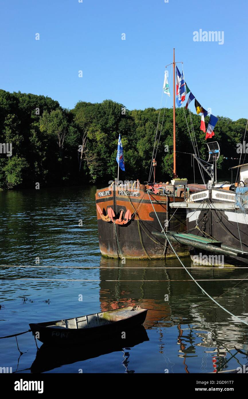 Conflans sainte honorine river hi-res stock photography and images - Alamy