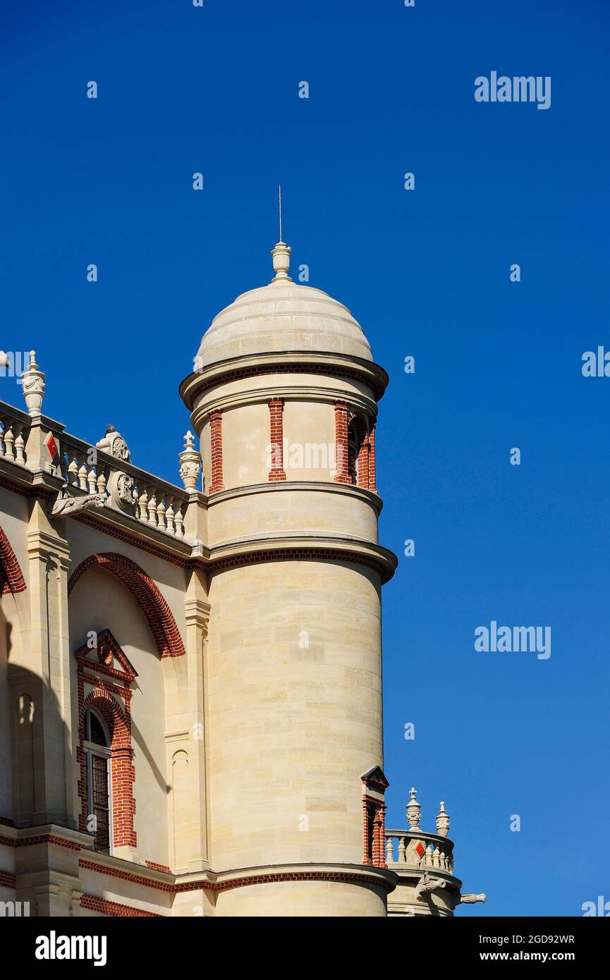 Real castel hi-res stock photography and images - Alamy