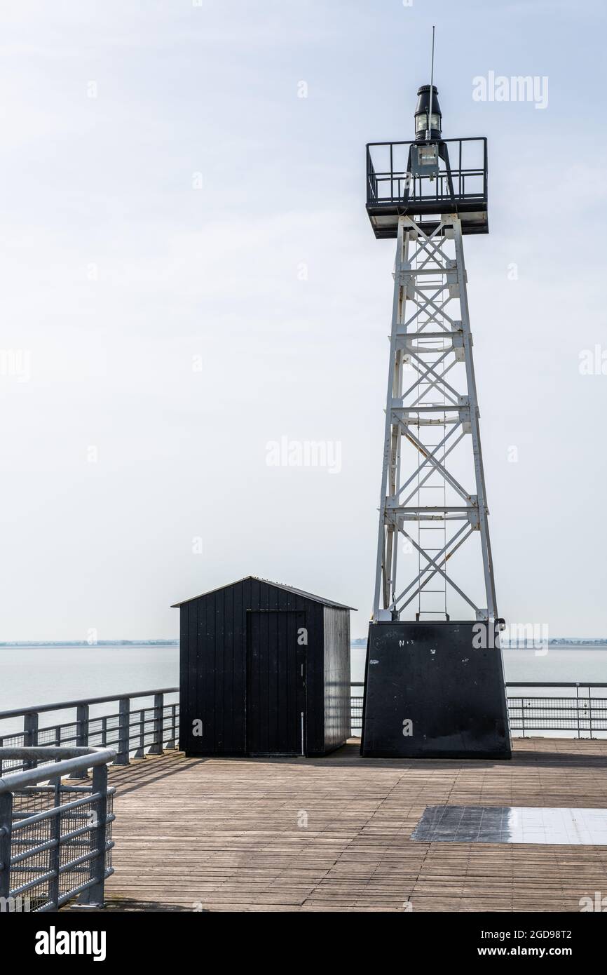 Lighthouse sea boats hi-res stock photography and images - Alamy