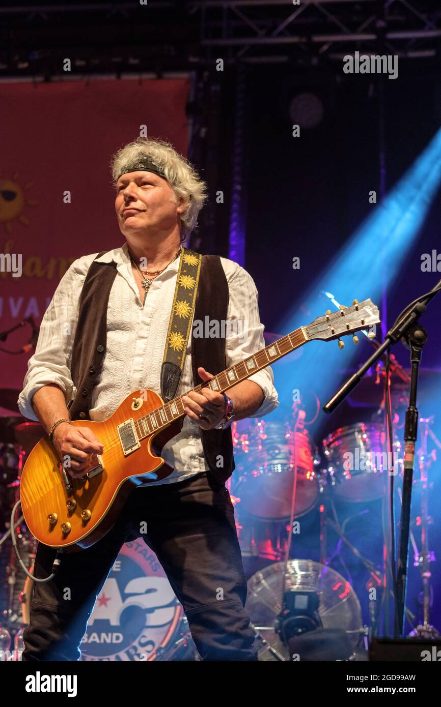 Jamie moses musician hi-res stock photography and images - Alamy