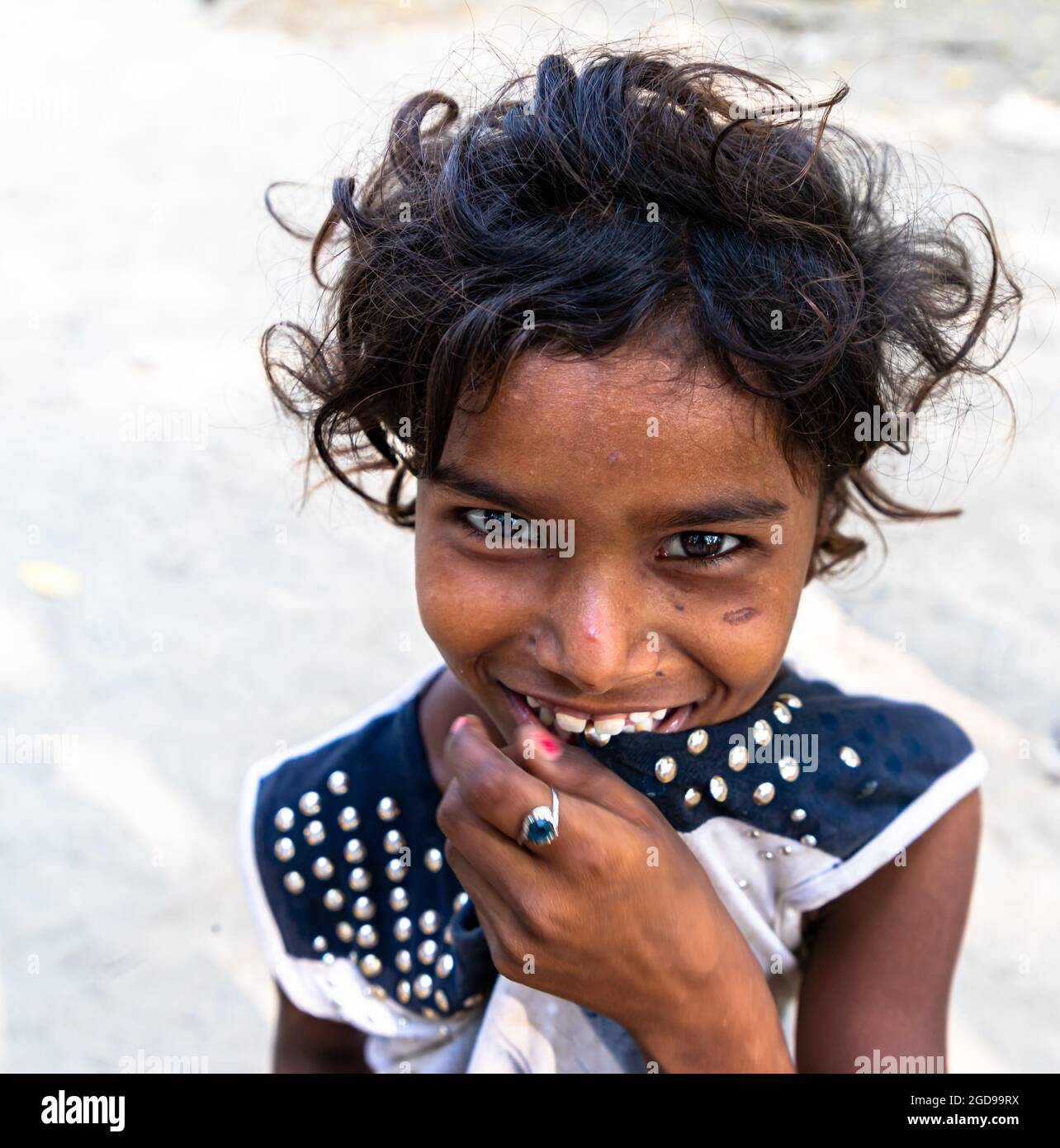 portrait of indian poor children Stock Photo - Alamy