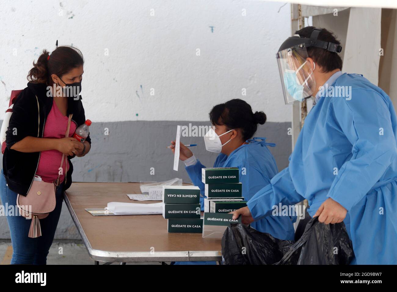 Non Exclusive: MEXICO CITY, MEXICO - AUGUST 10: A Health worker ...