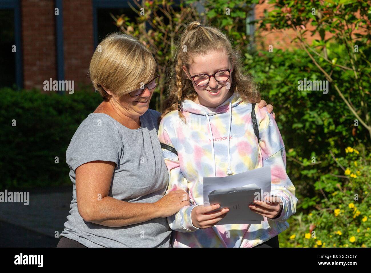 Gcse results 2021 hi-res stock photography and images - Alamy
